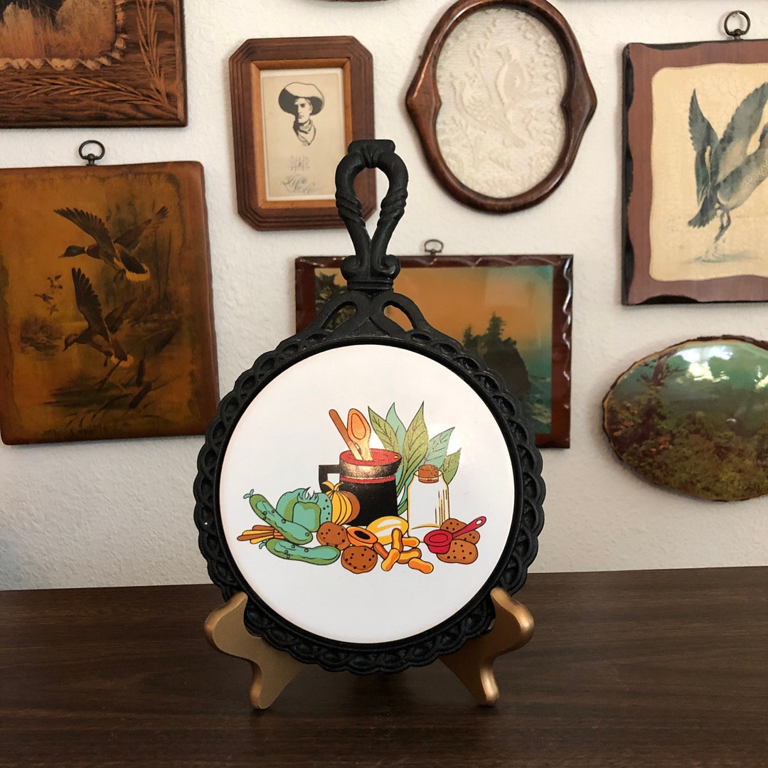 Vintage Cast Iron Round Trivet With Handle Tile Center Fruit and ...