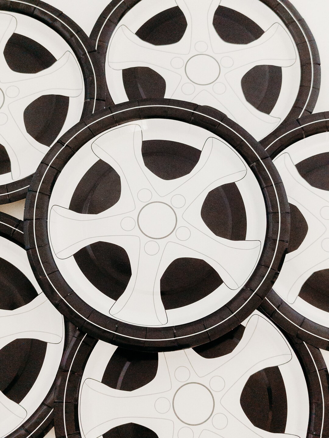 Wheel Plates Racecar Wheel Party Plates 9 Inch Plates Racecar Tire ...