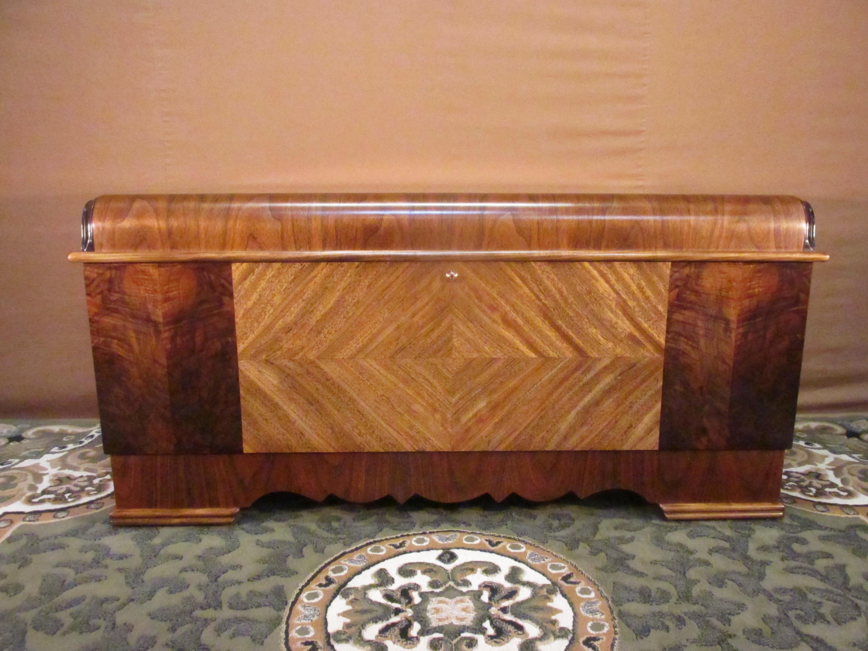 Lane mahogany cedar chest store