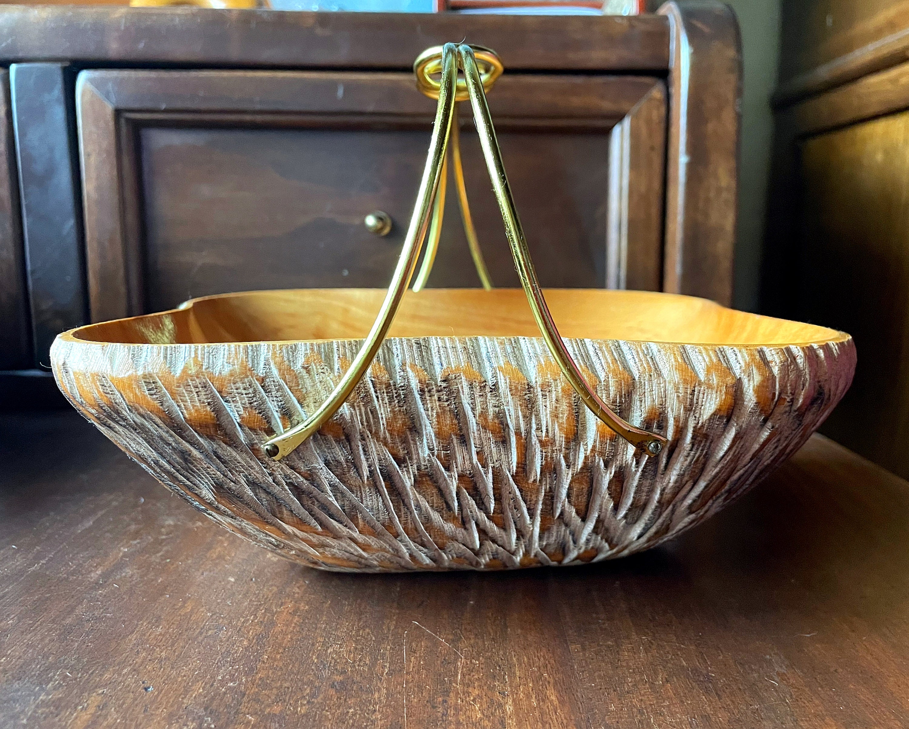 Walnut and Brass Pocket Emptier Centerpiece by Aldo Tura for Macabo ...