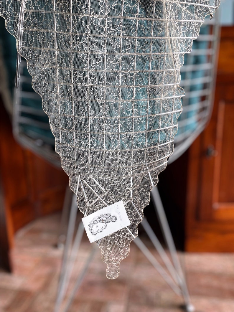 Vintage Veil in Rebrode Lace, Mantilla for Religious Functions, Scarf ...