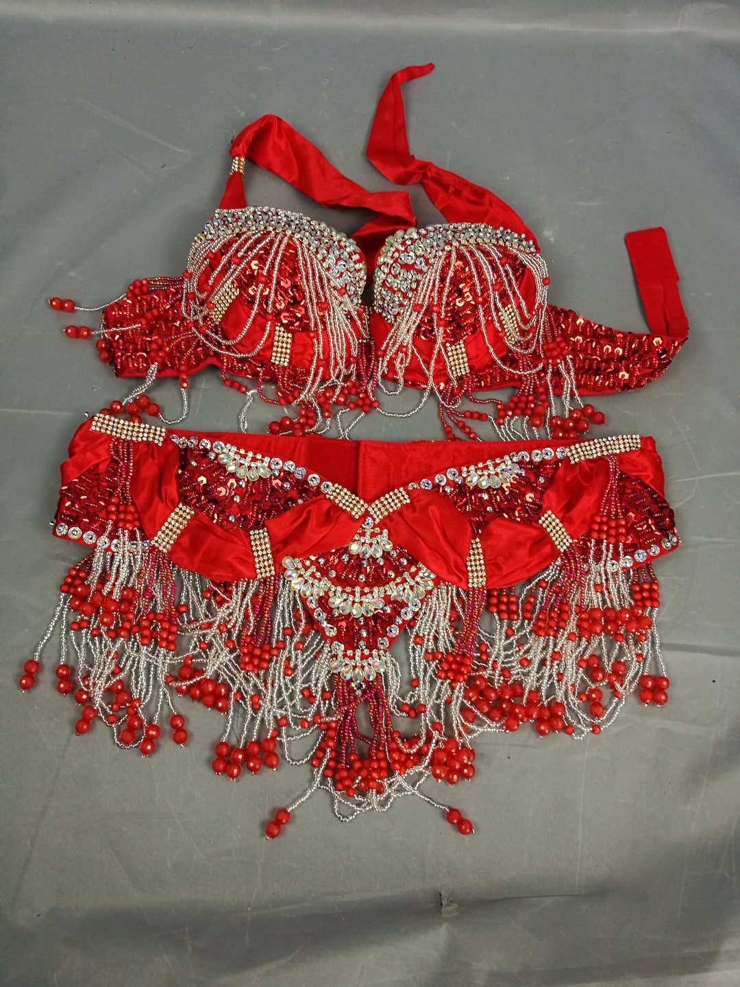Halloween Costuems Hand Beaded Belly Dance Samba Costume Red Color Bra