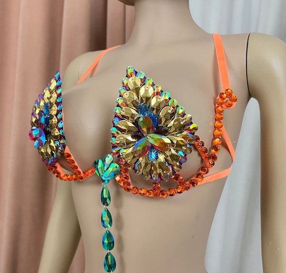 Carnival bra store