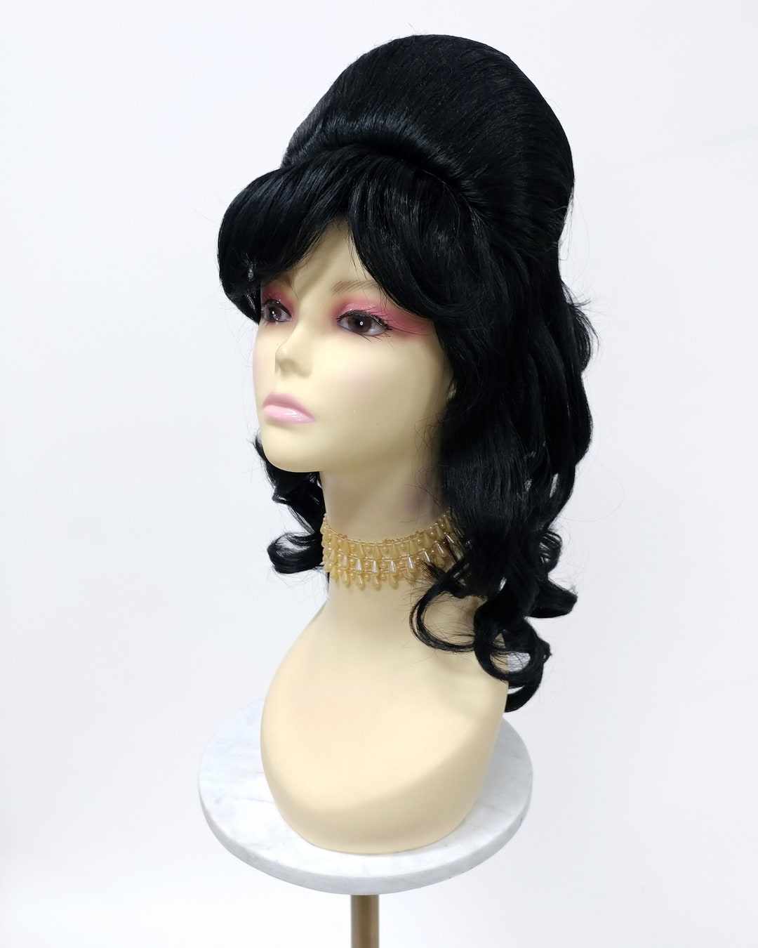 Long 17 Inch Black Wavy Beehive Costume Wig [22-141-wvbeehive-1] - Etsy