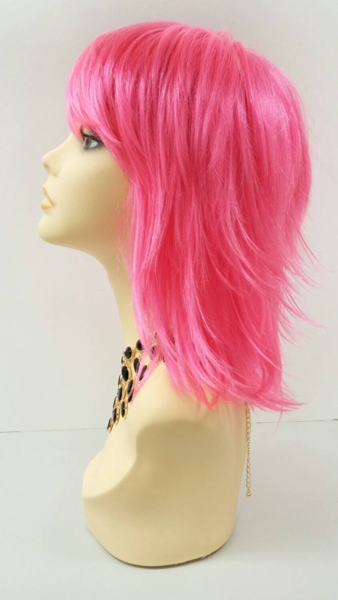 12 Inch Hot Pink Shag Style Wig. Straight and Layered W/ Bangs. Anime ...