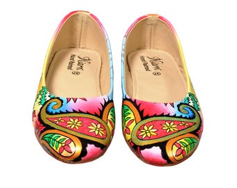 Hand painted sandals | Etsy