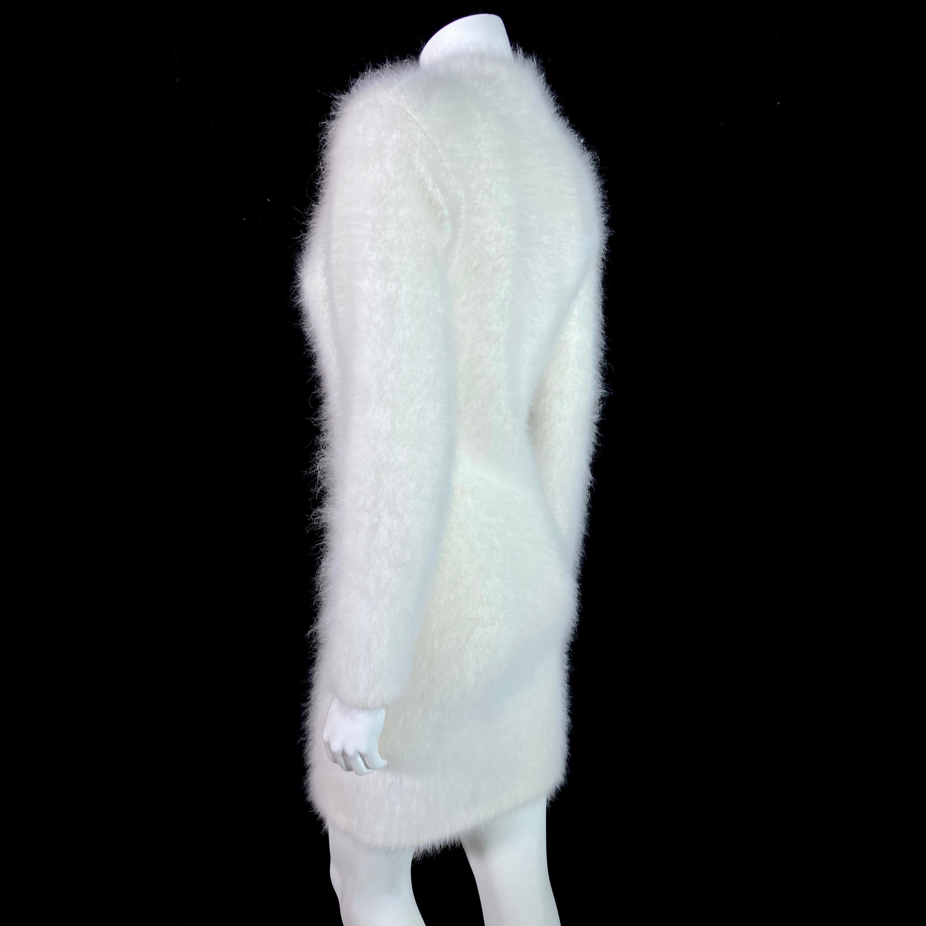 70% Angora Fuzzy Vintage IDANA Long-sleeve Mock Turtleneck Sweater ...