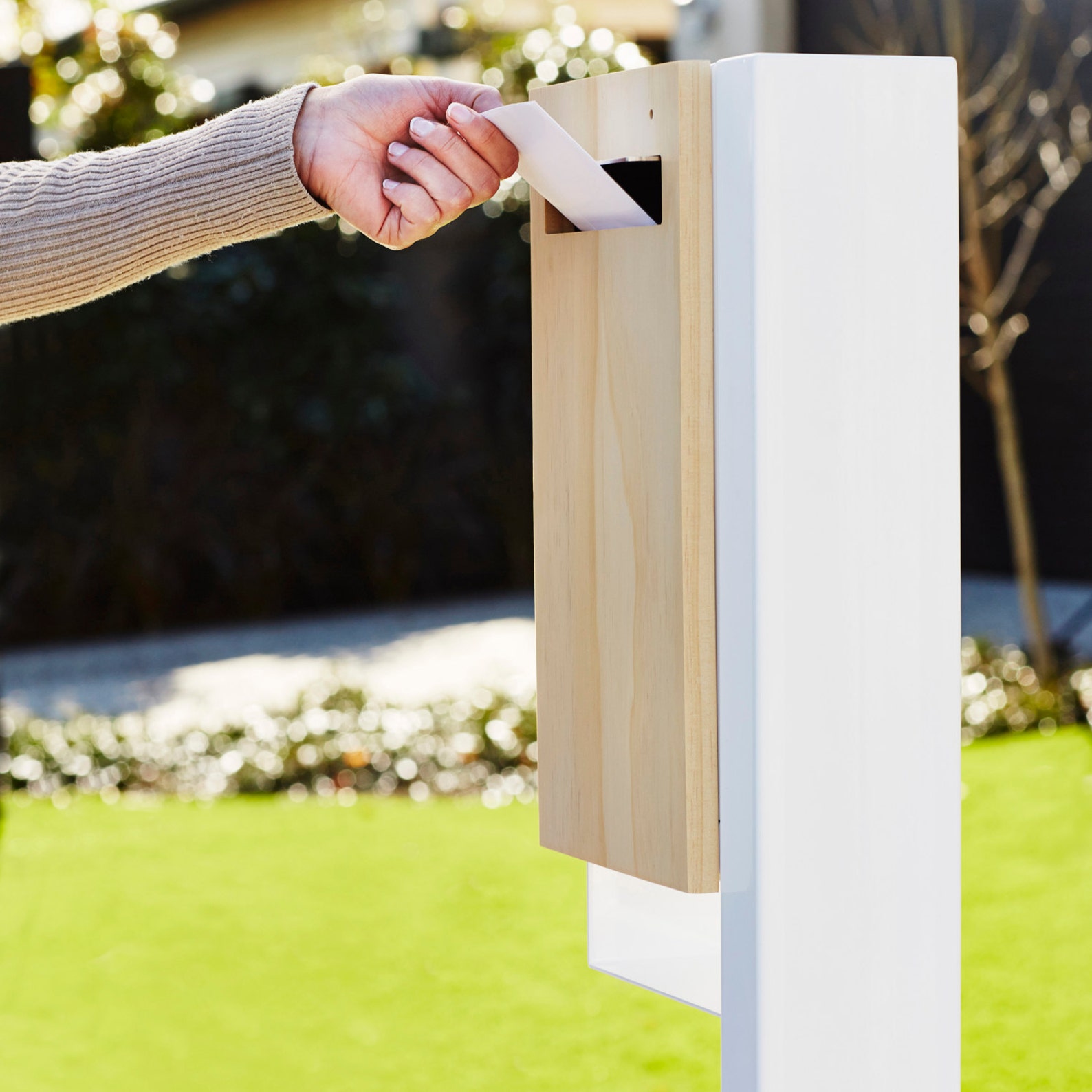 Modern Custom Mailbox - Javi Post Mounted Letterbox - White Body + Post ...