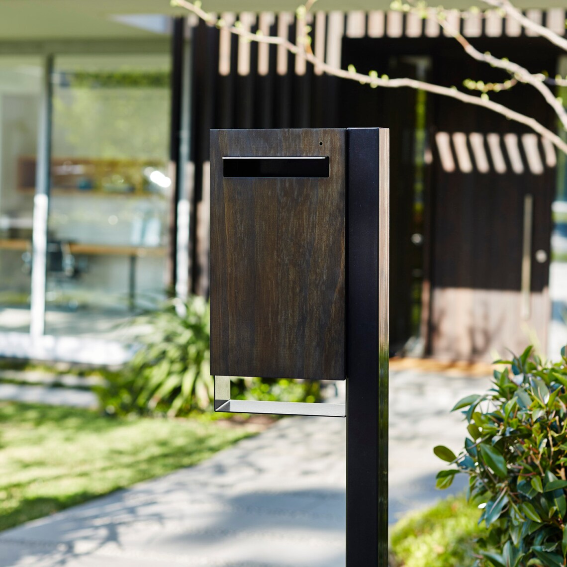 Modern Custom Mailbox - Javi Post Mount Letterbox - Charcoal Aluminium ...
