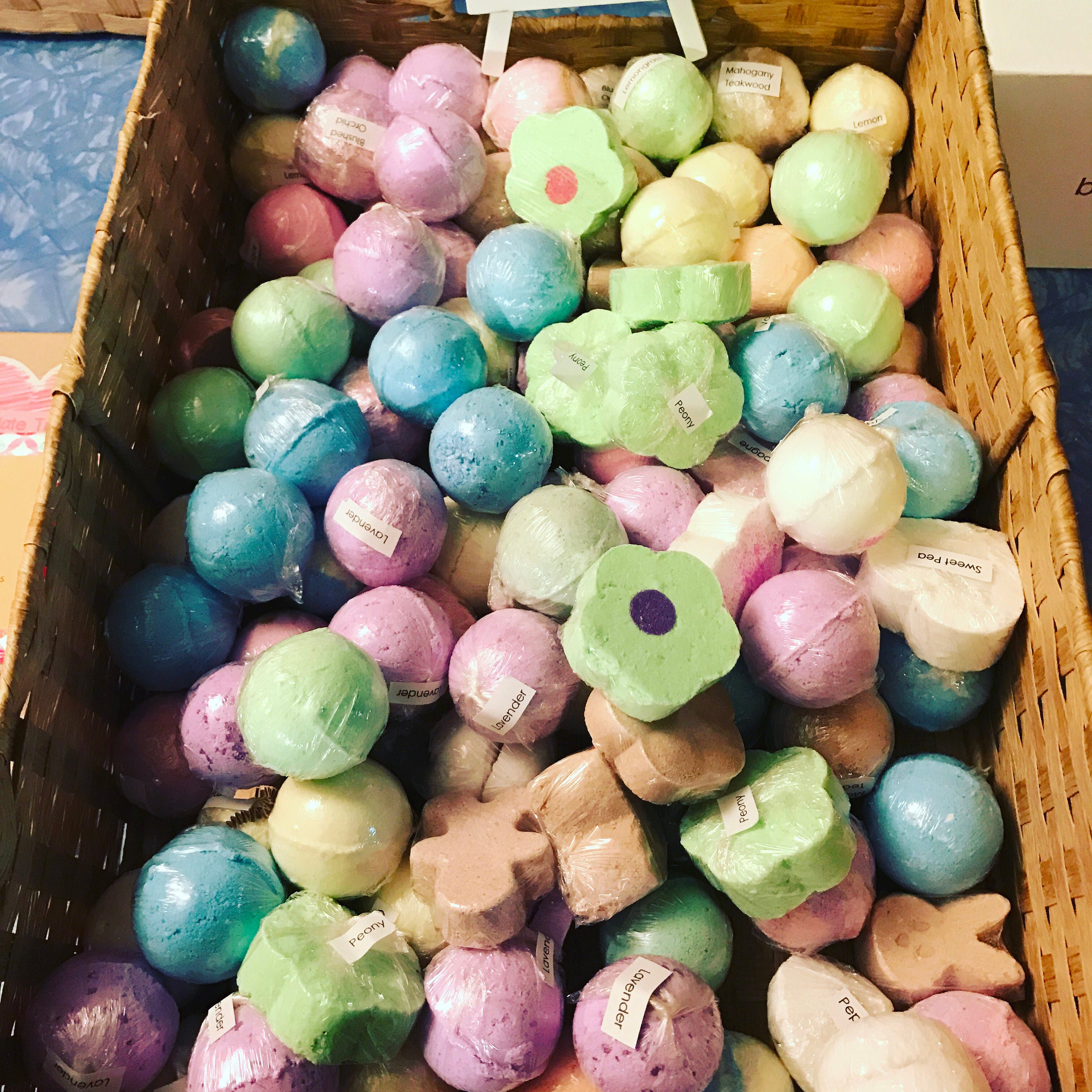 Sample Bath Bombs 5 Pack, Fizzy Bath Bomb, Mini Bath Bombs, Bathtub Fun ...