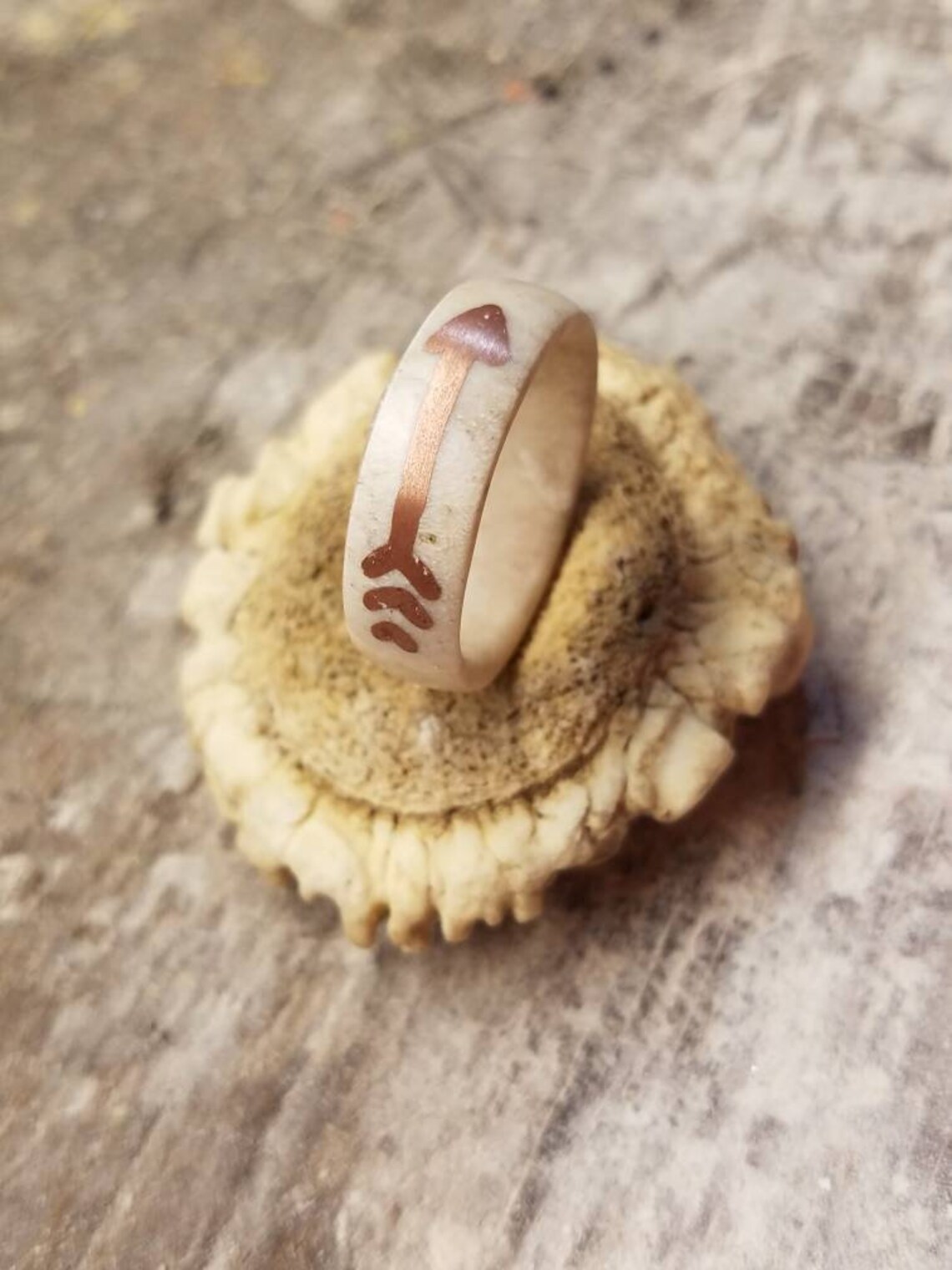 Deer Antler Ring With Copper Arrow Inlay Handmade - Etsy