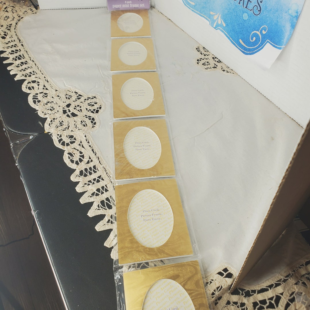 Mini Paper Frames Set of Six Place Card Pictures Party Favors - Etsy