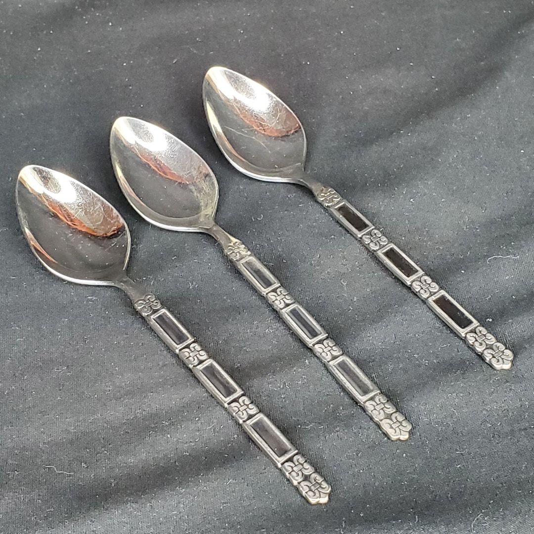 Oneida Community Stainless Steel Madrid Black Accent Pattern 3 Pcs ...