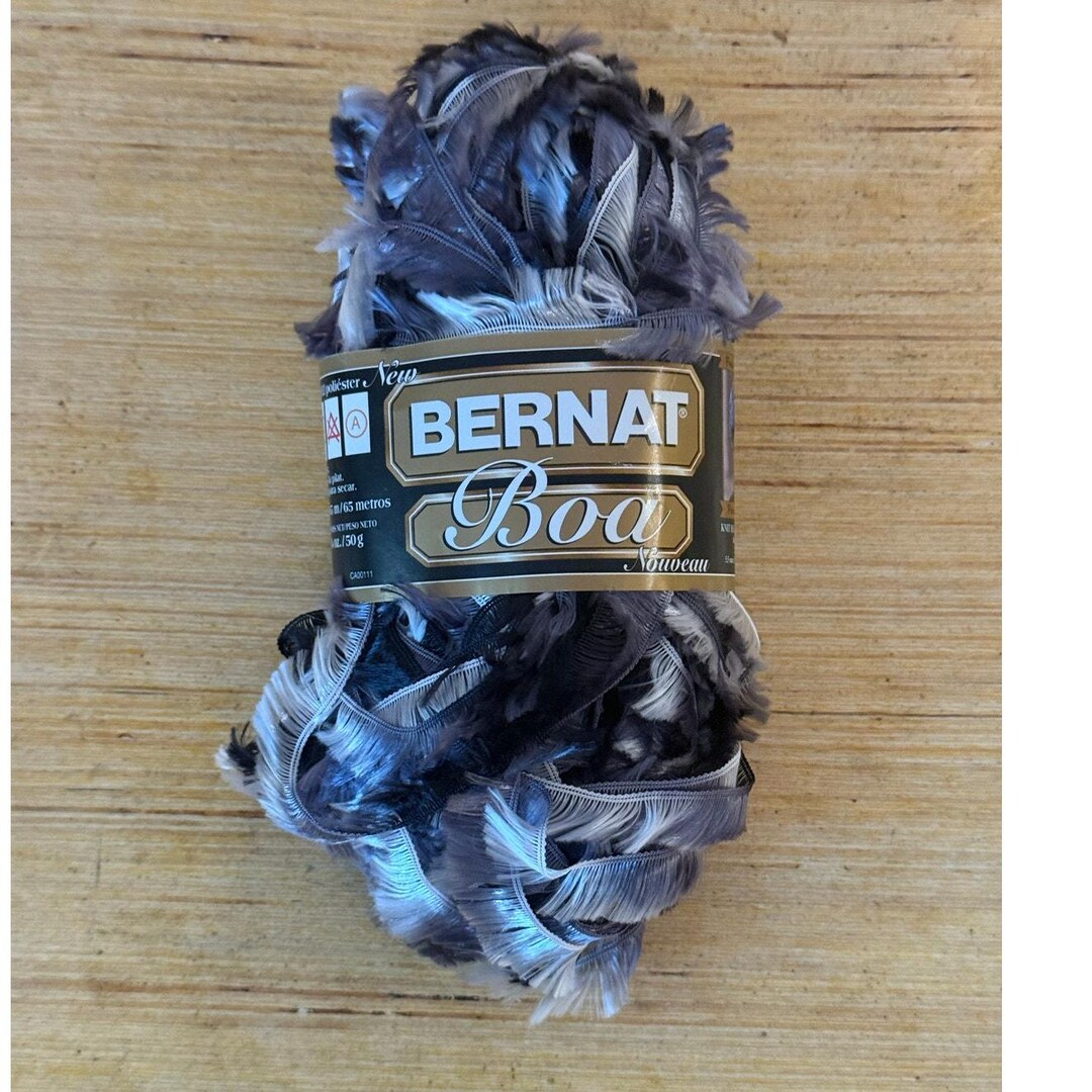 Bernat Boa Yarn in Ostrich Bulky Novelty Gray - Etsy