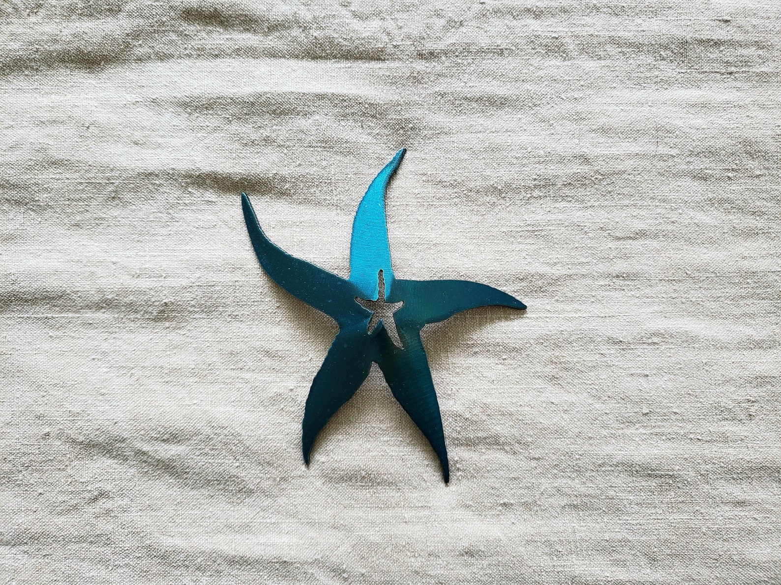 Metal Sea Creature Starfish Sand Dollar or Crab Solid Powder - Etsy