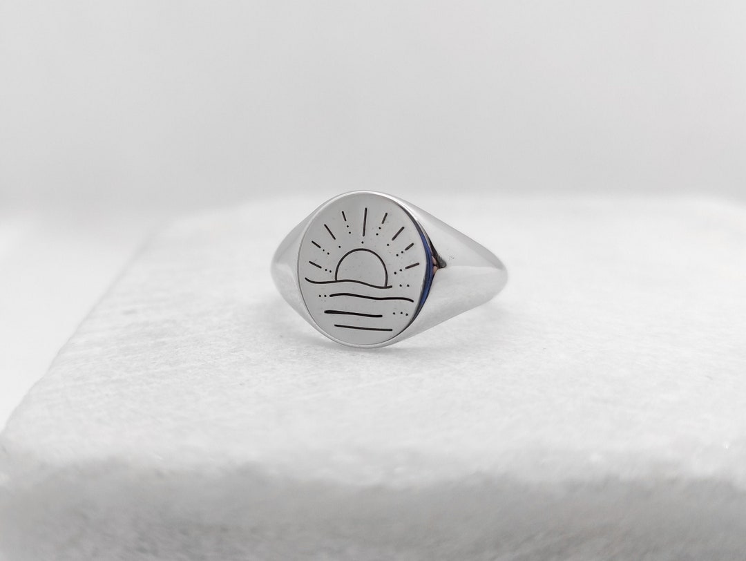 Sterling Silver Sun Signet Ring: Minimalist Sunrise Jewelry - Etsy