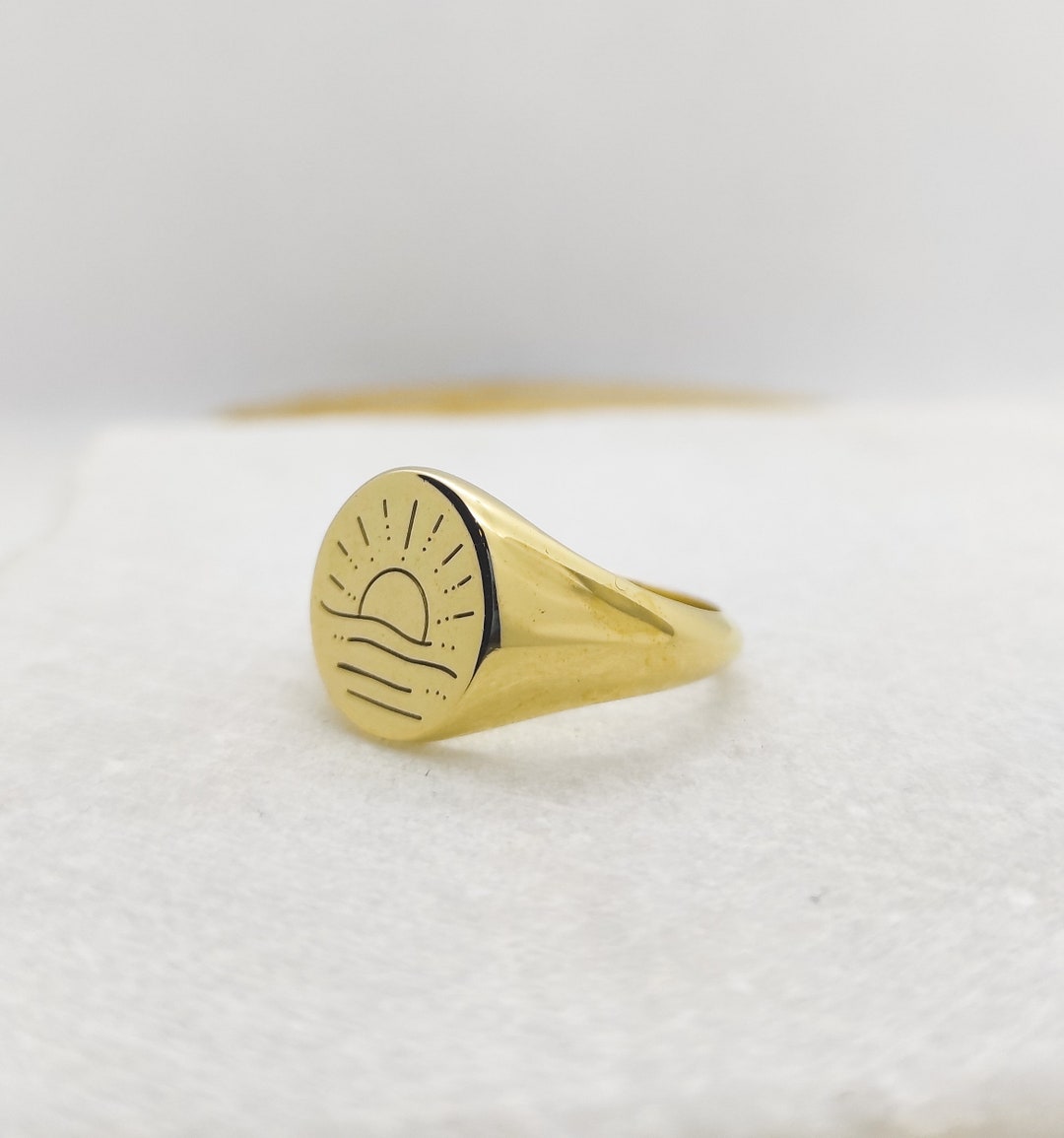 Solid Gold Sun Signet Ring: Engraved Sunrise Jewelry, Personalized - Etsy