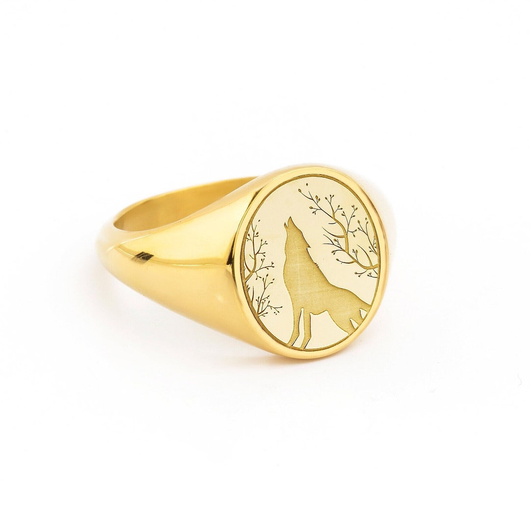 14K Gold Howling Wolf Signet Ring: Engraved Animal Jewelry - Etsy