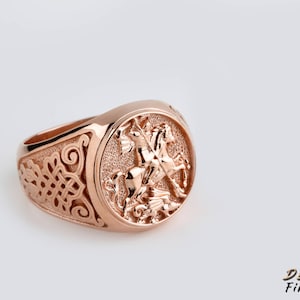 14k Gold St. George Signet Ring: Bravery Sovereign Man Ring - Etsy
