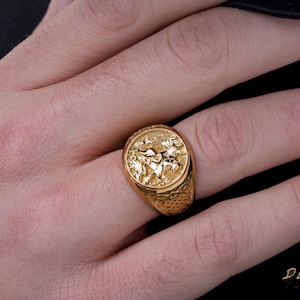 18k Gold Sovereign Signet Ring - Danelian Jewelry - Etsy
