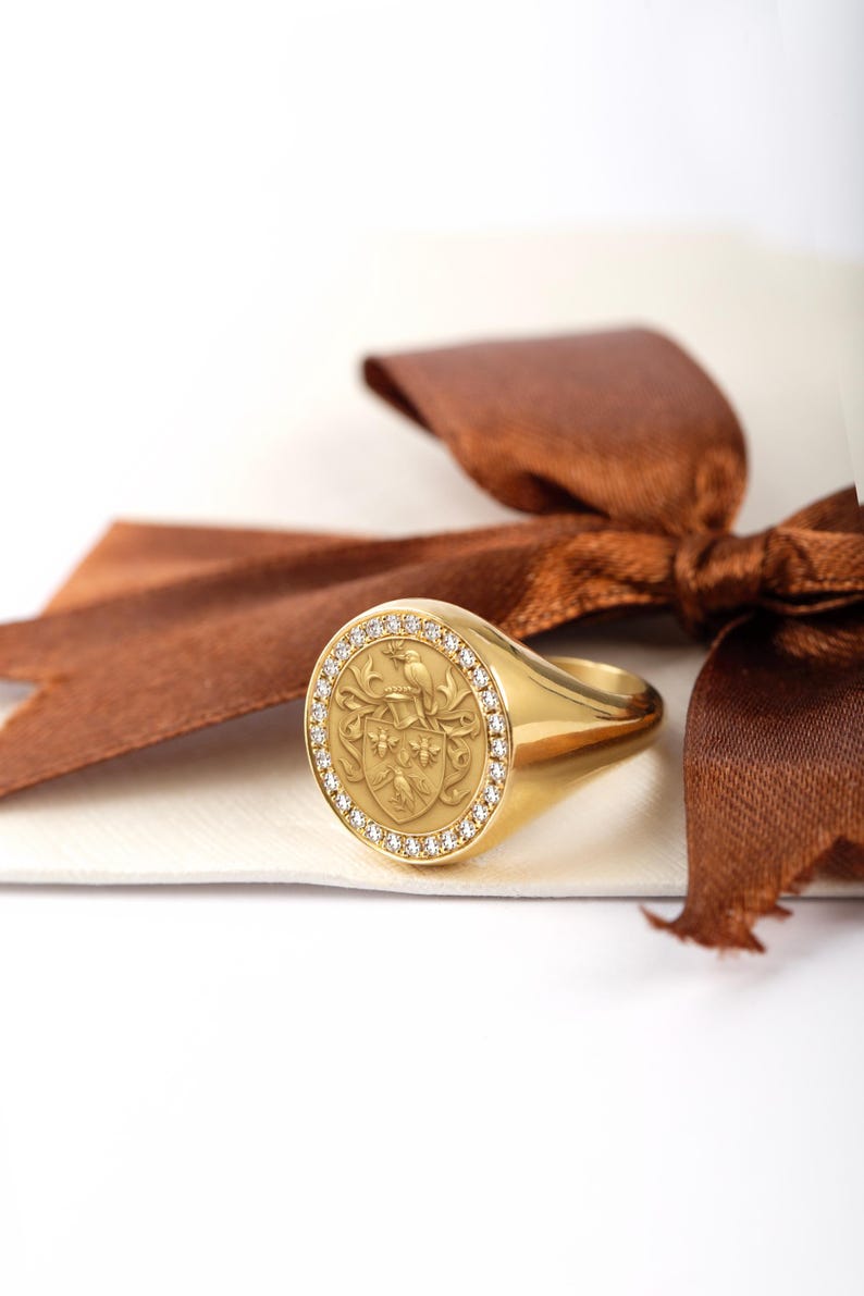 14K Gold Diamond Coat of Arms Signet Ring, Custom Family Crest - Etsy