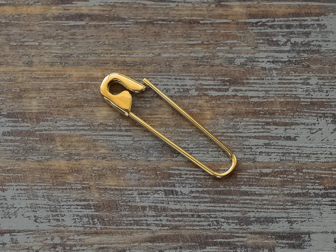 14K Gold Safety Pin Hoop Earring 1'' - Etsy