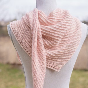 Dream Ridges Shawlette Knitting Pattern - Etsy