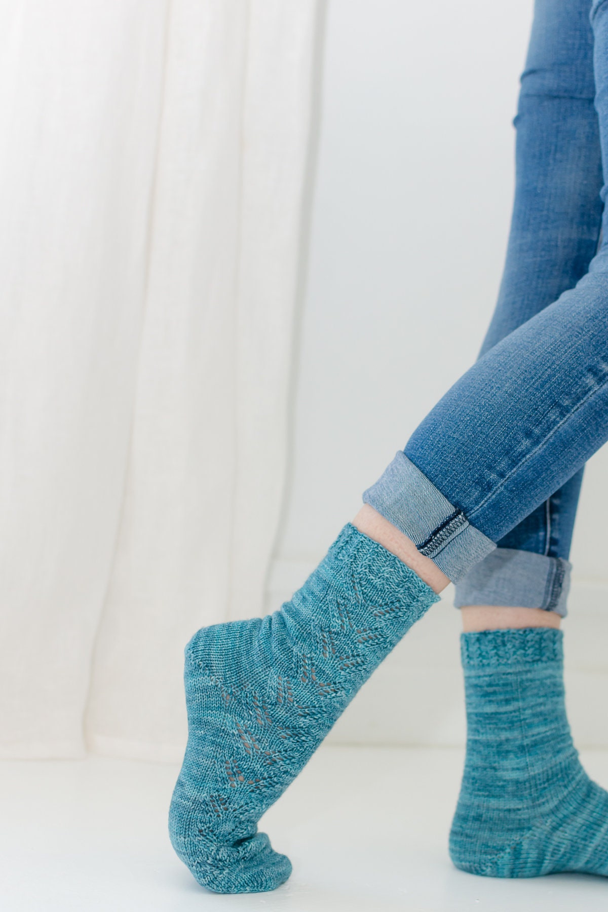 Solace Lace Sock Knitting Pattern - Etsy