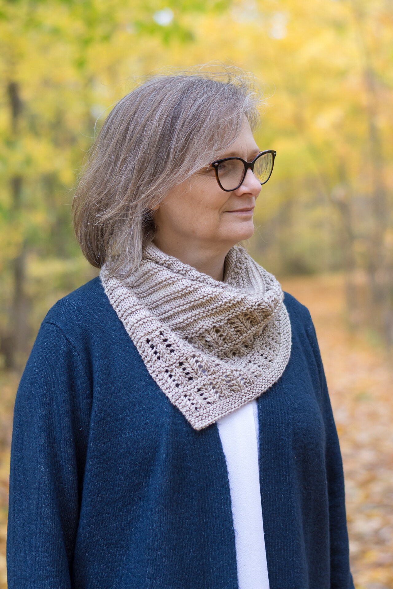 Along the Edge Cowl Knitting Pattern - Etsy UK