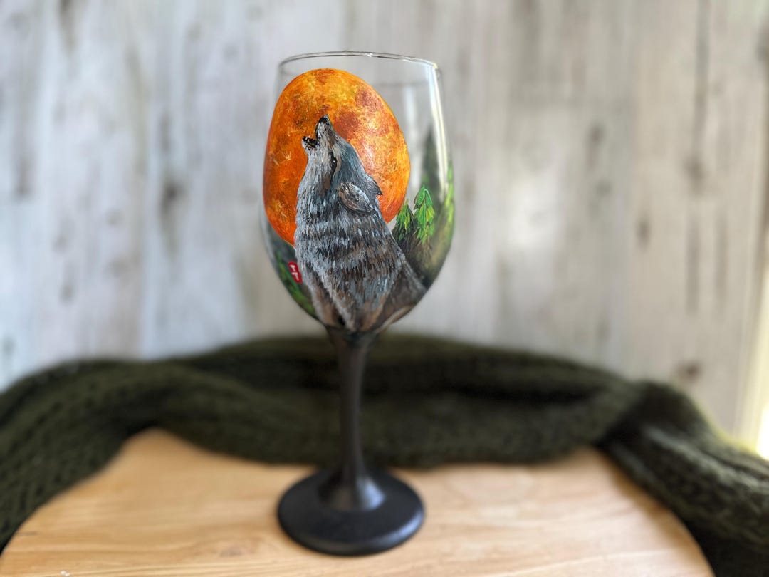 Hand Painted Wolf Wine Glass, Wolf Lover Gift, Wolf Gift for Dad, Wolf ...