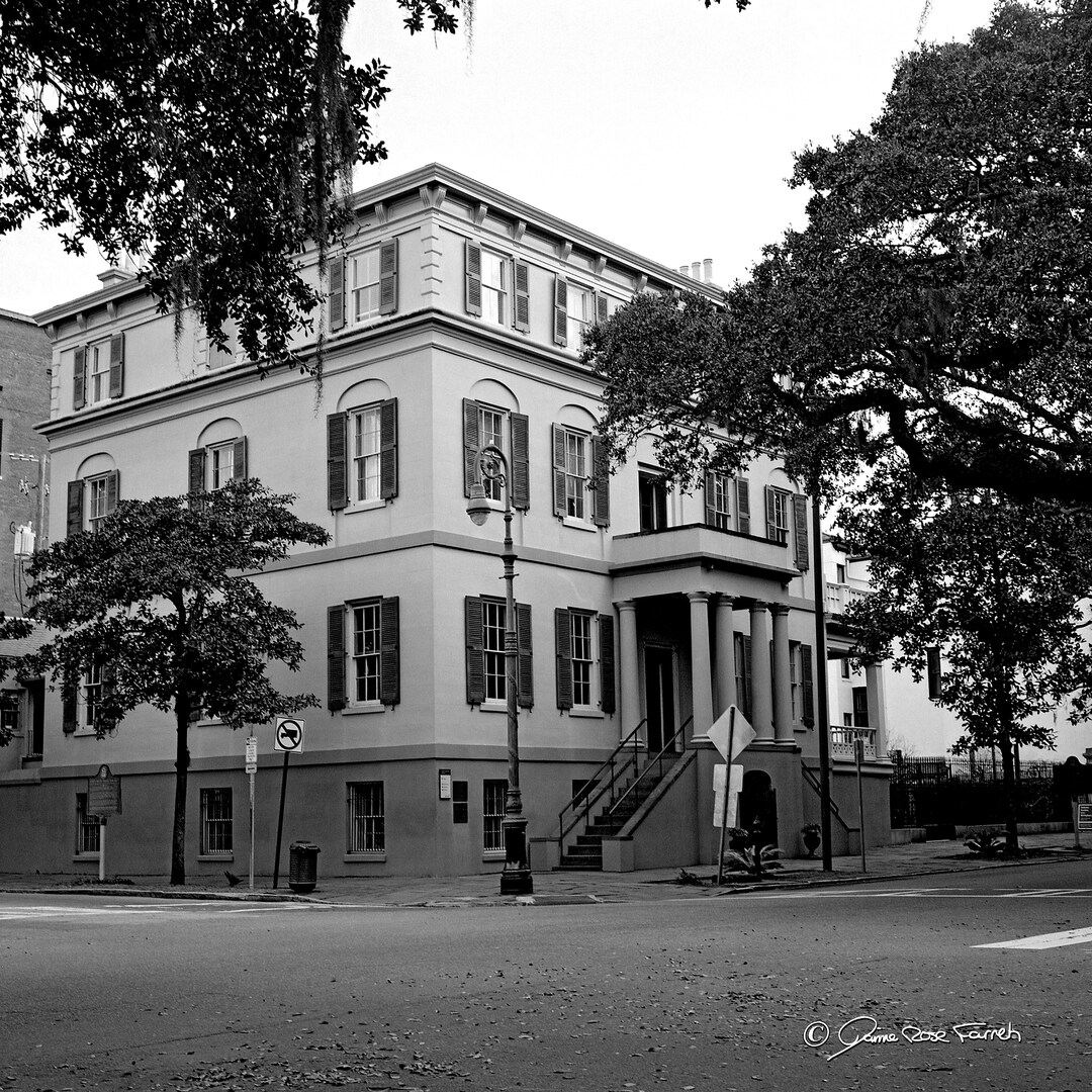 Juliette Gordon Low House in Black and White Savannah GA - Etsy