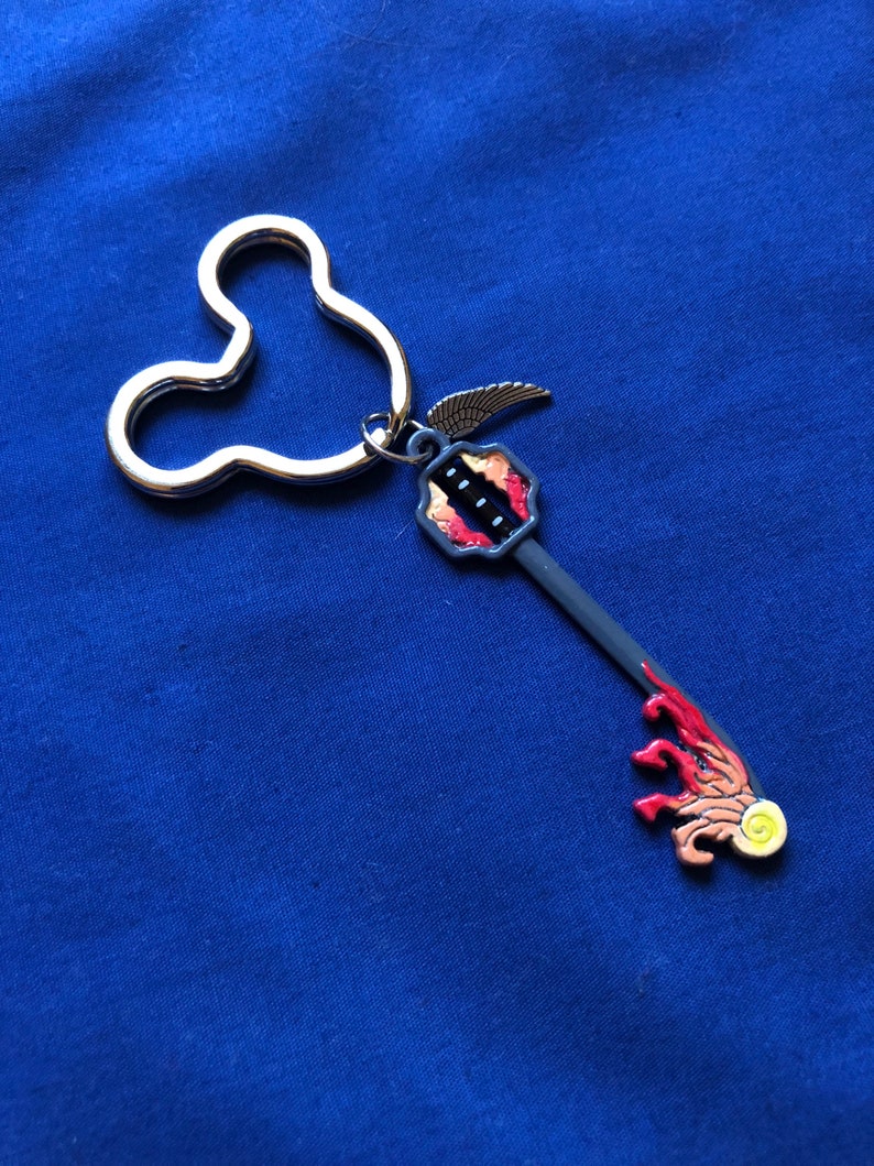 Kingdom Hearts Keyblade Keychains Hand-painted With Charms - Etsy