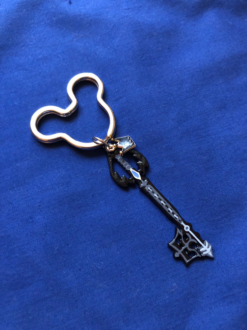 Kingdom Hearts Keyblade Keychains Hand-painted With Charms - Etsy