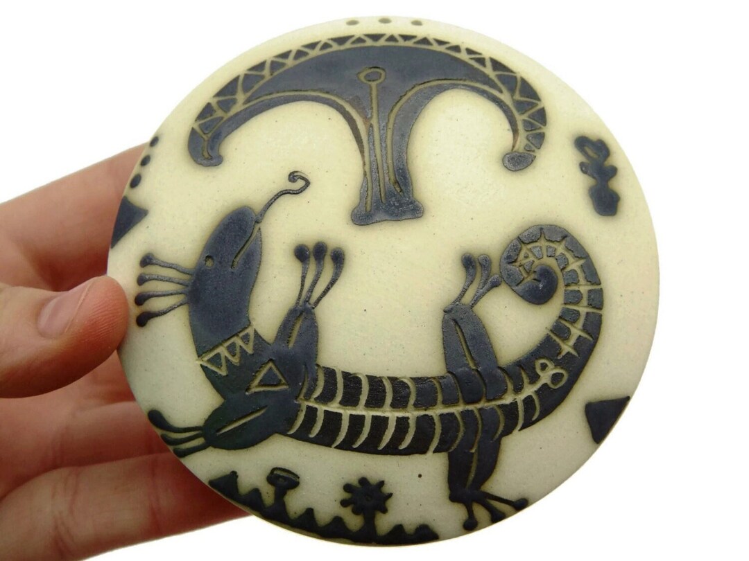 Handpainted Stoneware Salt Shaker - Retro Lizard and Tree Design ...