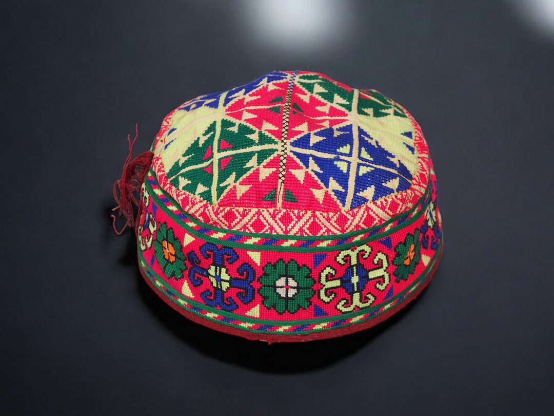 Antique Women’s Embroidery Hunza Caps and Ceremonial Headdress by Women ...