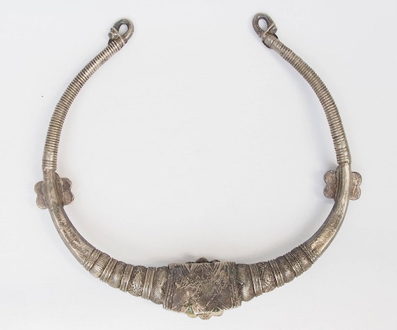 Antique Silver neck torques worn by married women in … - Gem