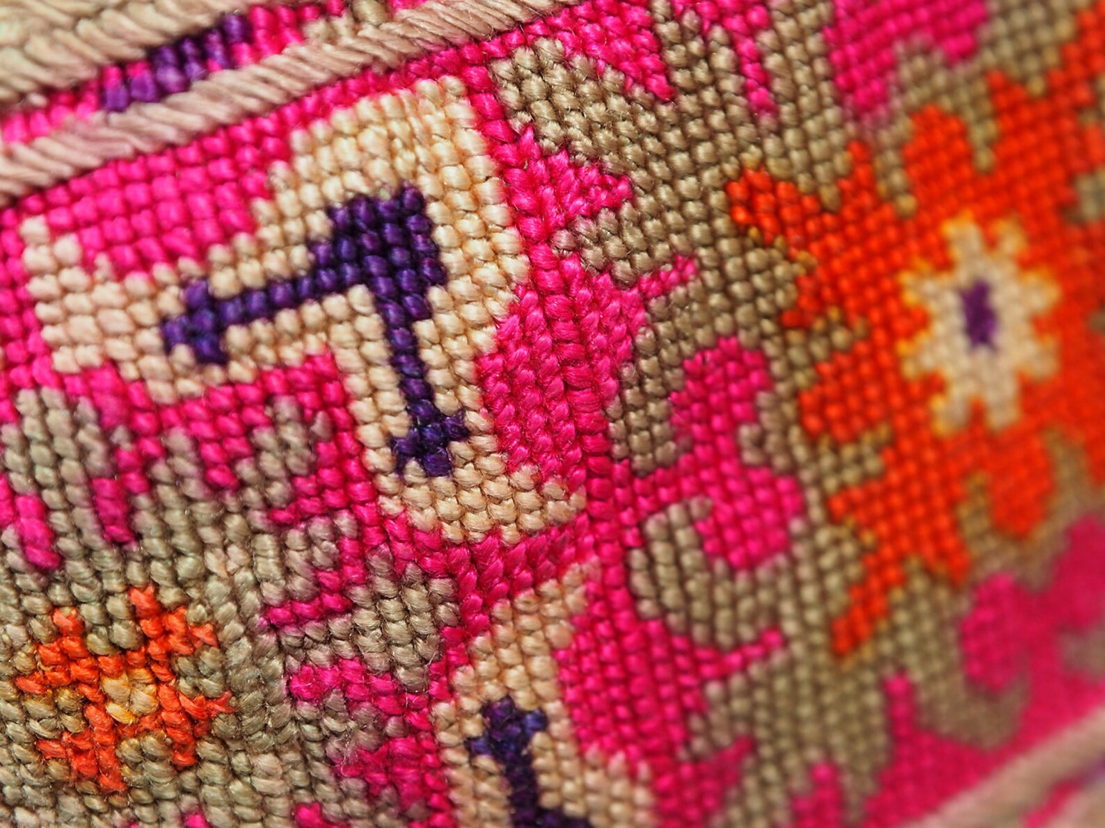 Antique Women’s Embroidery Hunza Caps and Ceremonial Headdress by Women ...