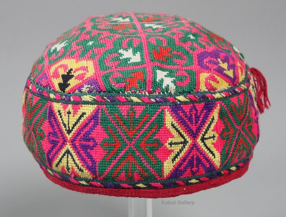 antique Women’s embroidery Hunza Caps and Ceremonial … - Gem