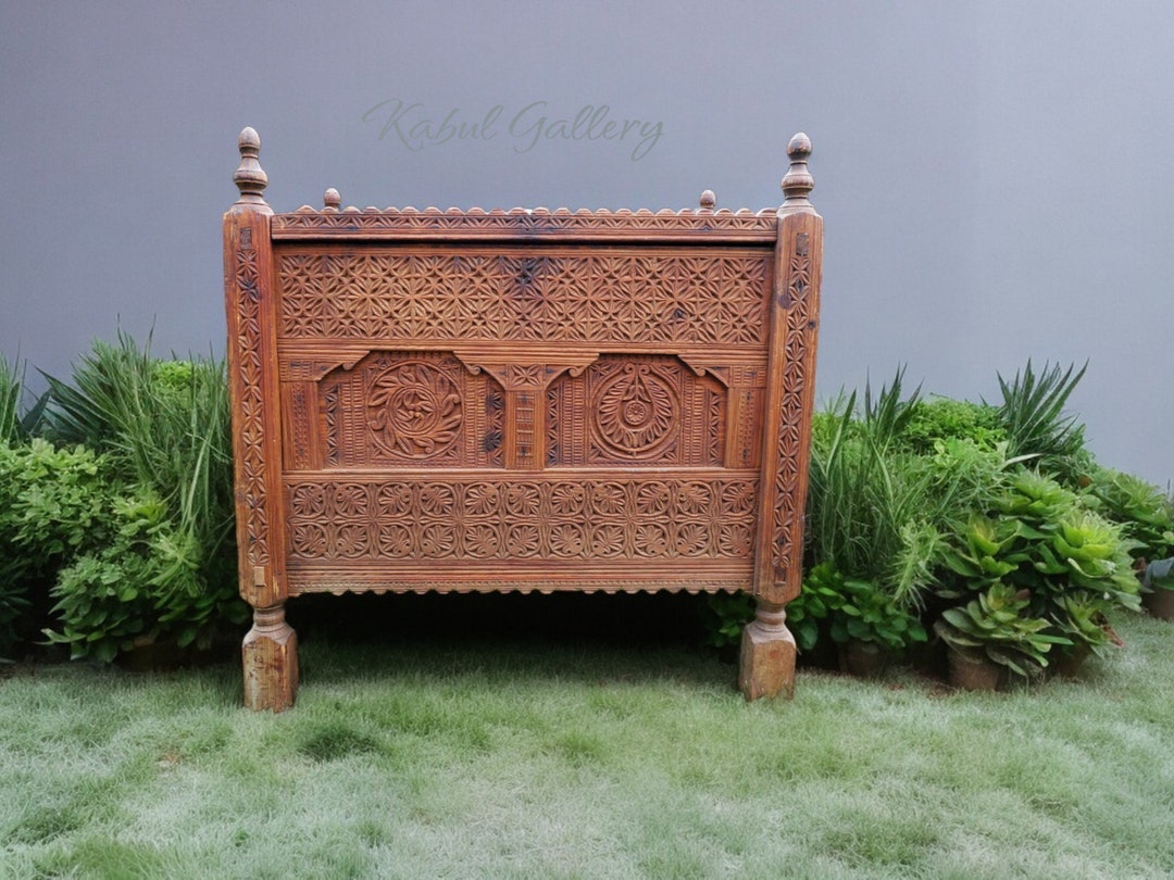 Antique 19th Century Orient Vintage Cedar Wood Treasure Dowry Chest ...