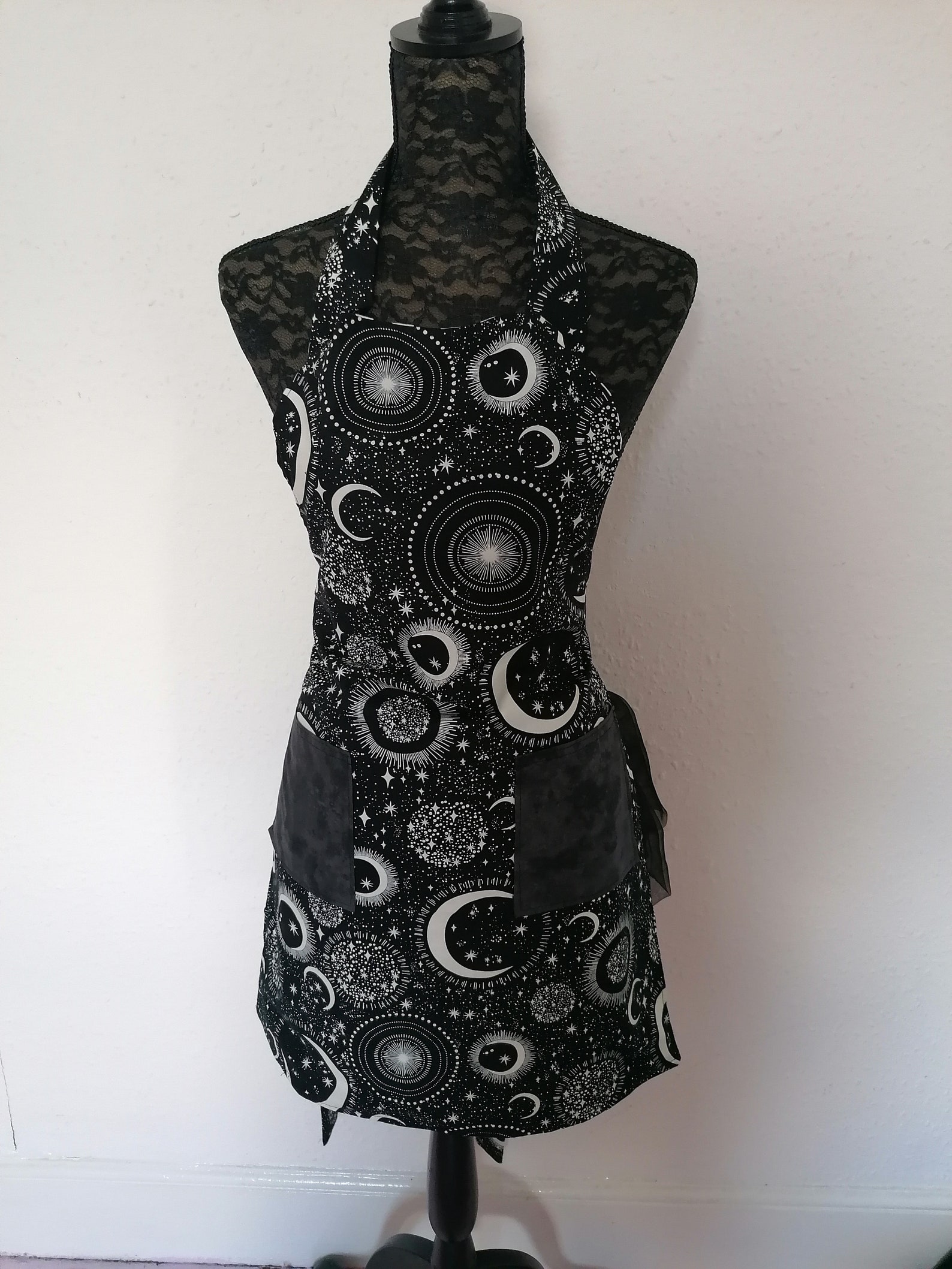 Gothic Apron Reversible Apron Moons Bats Goth Homeware | Etsy