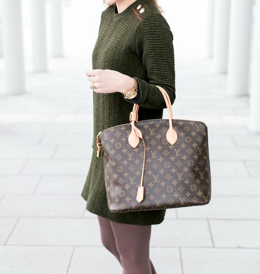Preowned Authentic Louis Vuitton Lockit MM - Etsy