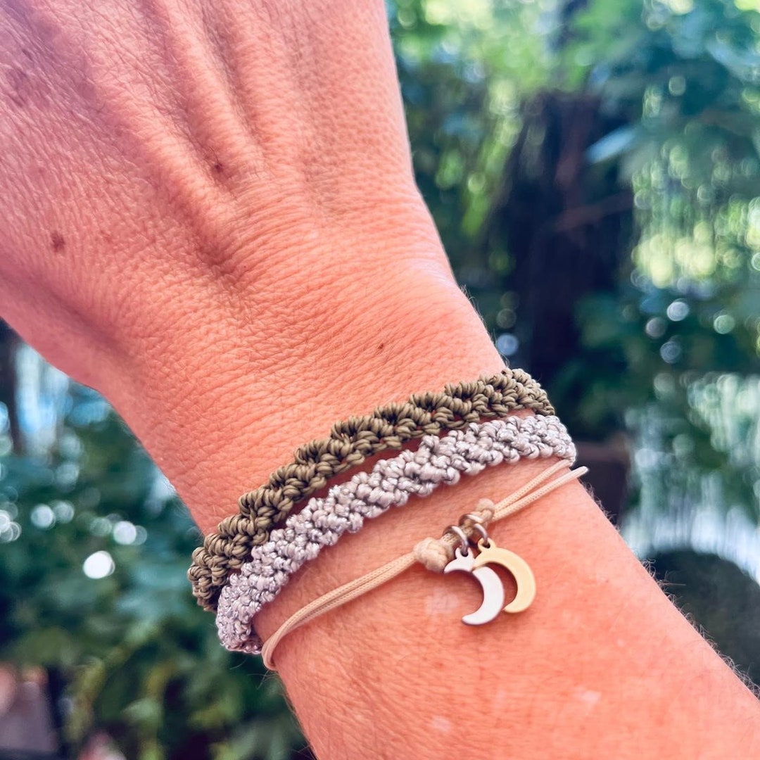 Handmade Macrame Bracelet. Waxed Thread Bracelet. Boho, Surfer Style ...