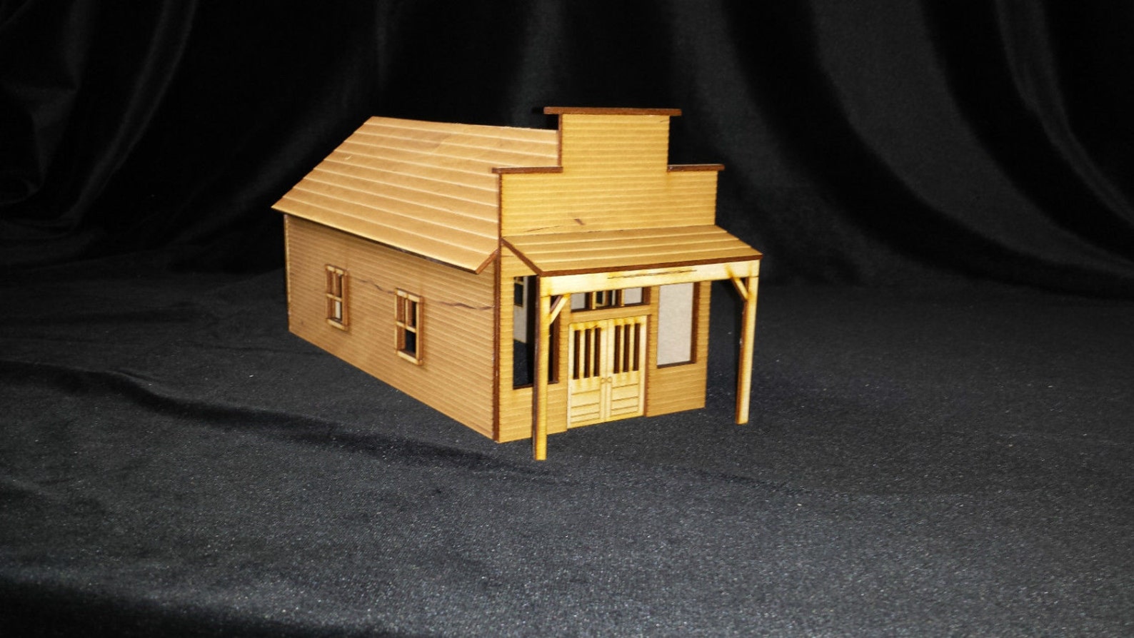 O Scale Store House Warehouse Saloon Kit Model Railroad Train Building ...