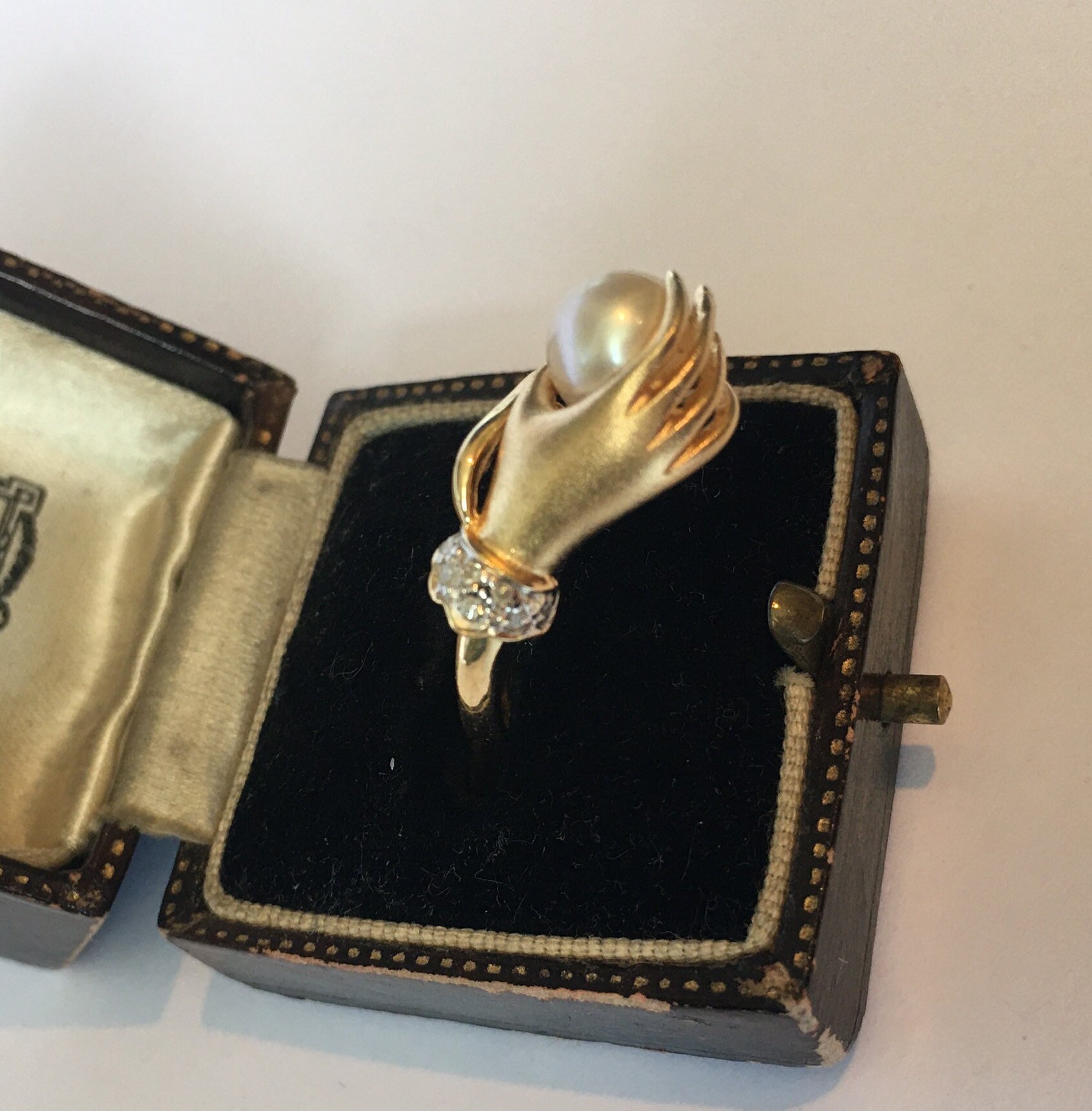 Vintage Hand Ring, Diamond Hand Ring, 14 Ct Gold, Diamond Ring, Pearl ...