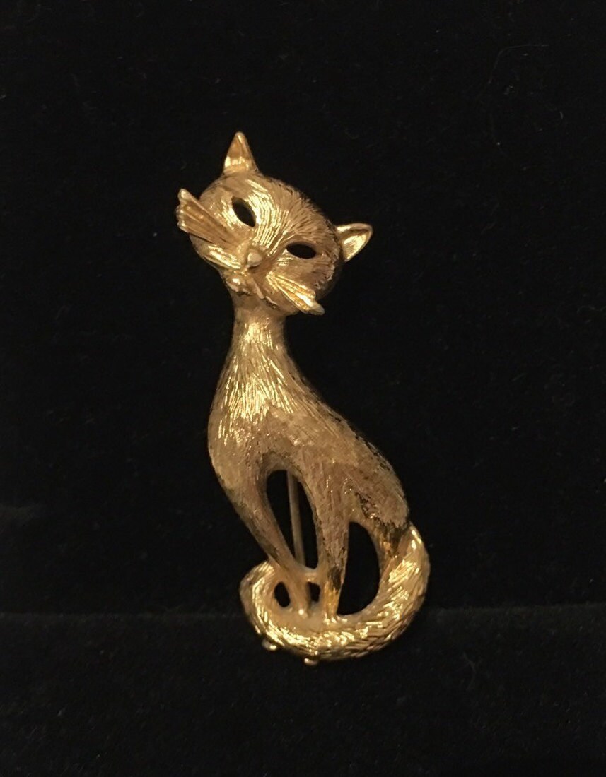 Cat Brooch, Vintage Cat brooch, Cat Jewellery, Gold Cat brooch, cat ...
