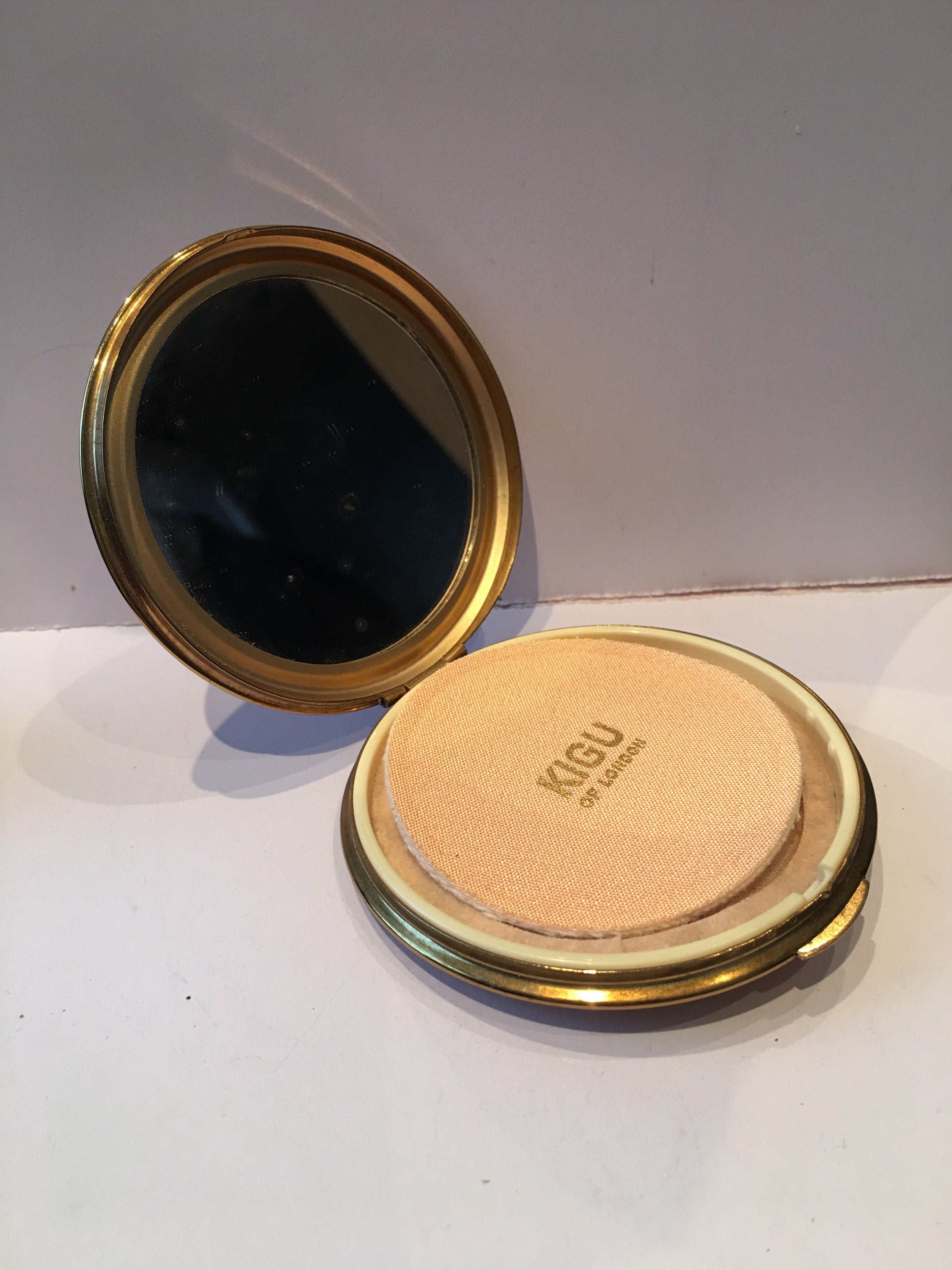 Vintage Heart Compact, Compact, Gold compact, Rare Compact, Vintage ...
