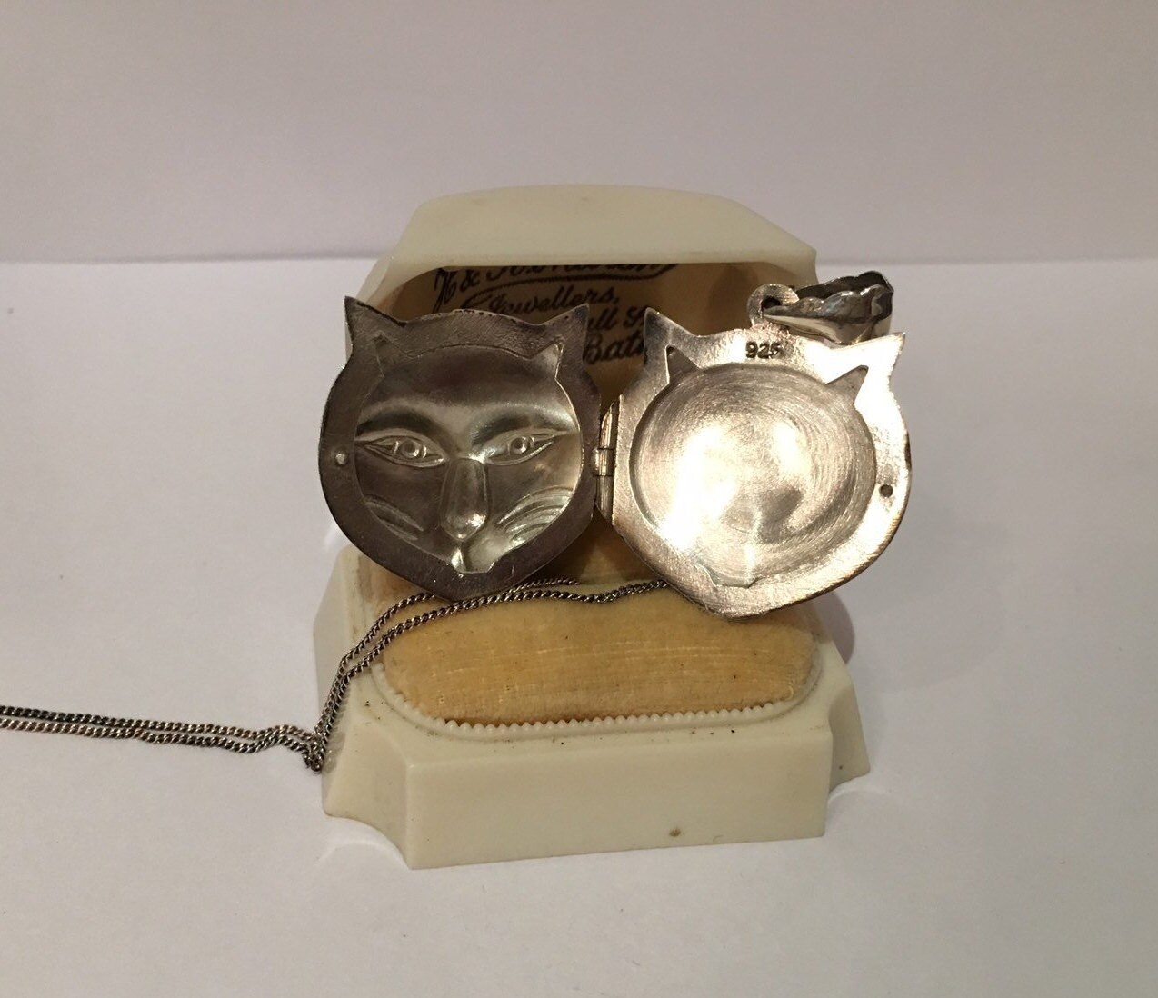 Vintage Cat Locket, vintage silver cat locket, cat locket, silver cat ...