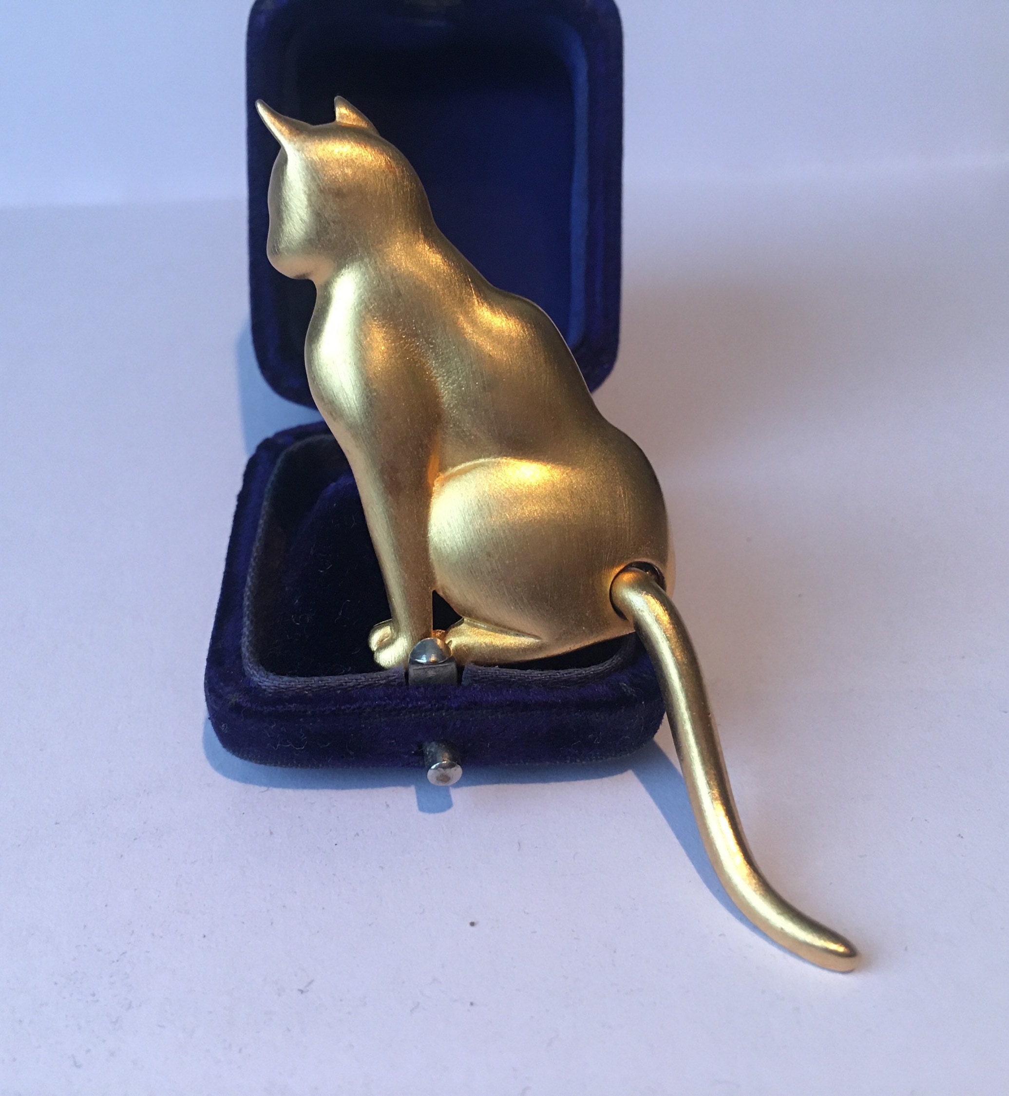 Vintage Cat brooch, Cat Jewellery, Gold Cat brooch, Cat brooch, Cat Pin ...