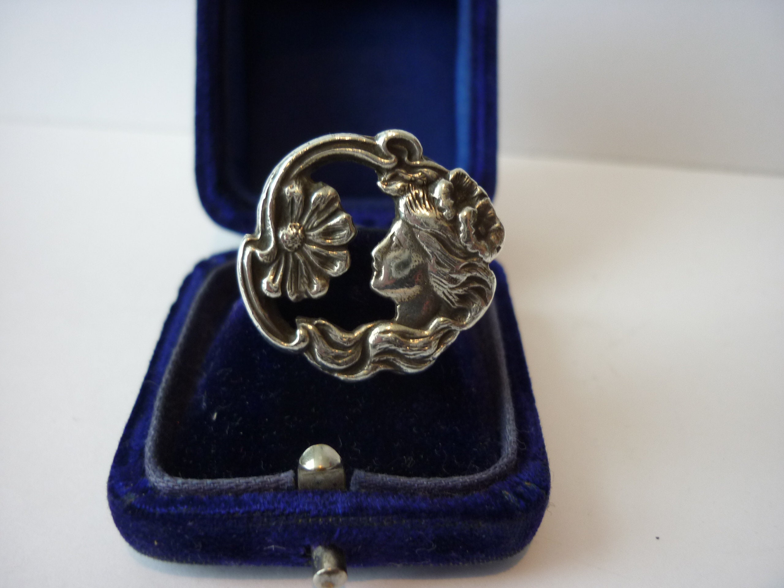 Vintage Face Ring, Ladies head Ring, Decorative Ring, Silver Ring ...