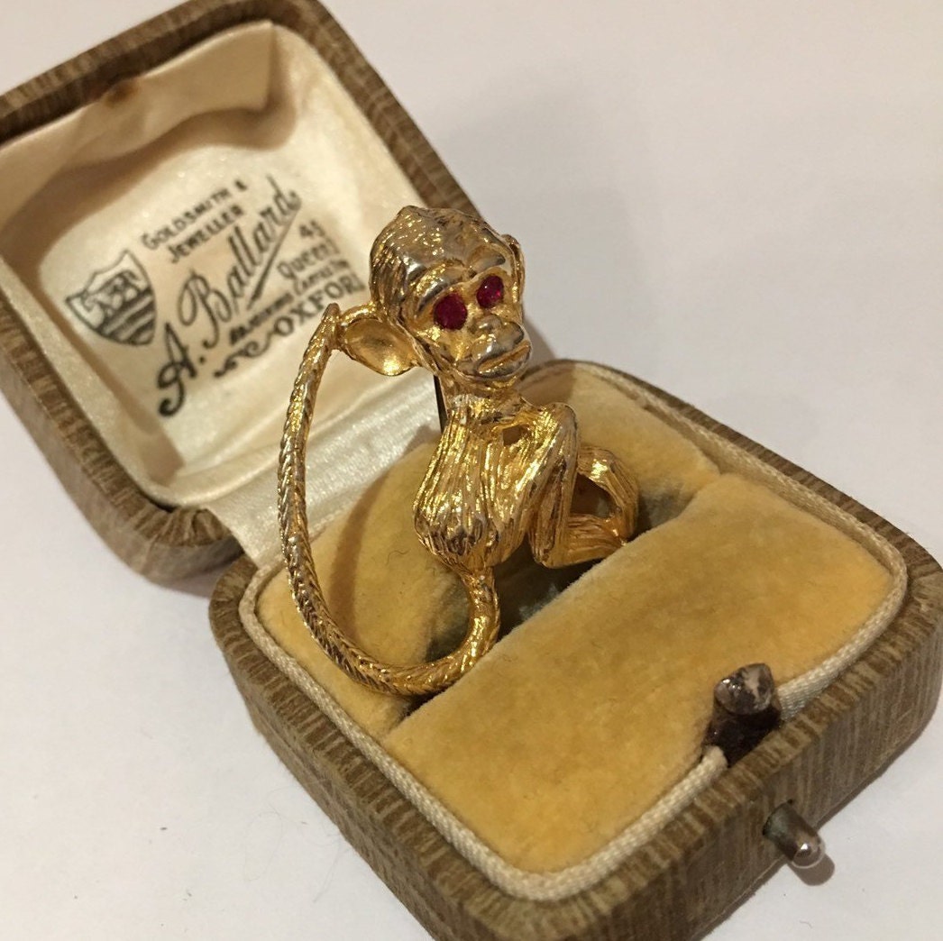 Vintage Monkey Brooch, Gold Monkey Brooch, Monkey pin, Monkey Jewellery ...